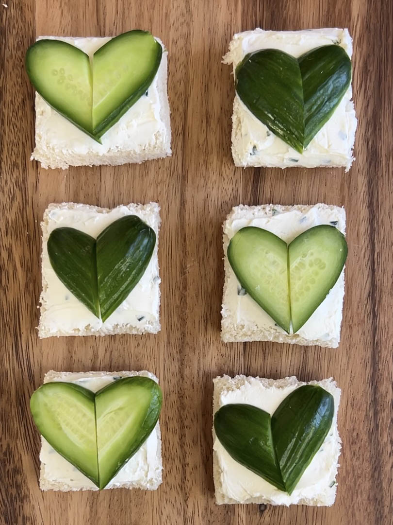 Valentines Day Strawberries & Fruit Snack Ideas | Ain't Too Proud To Meg